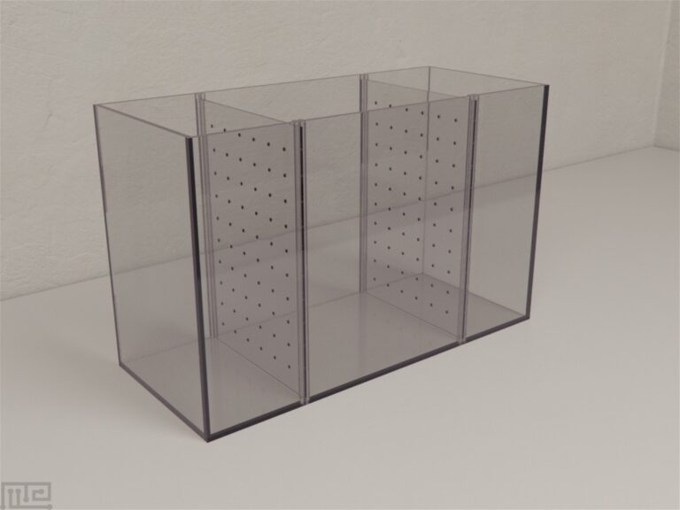 Mirror Biting Cattelan - Maze Engineers